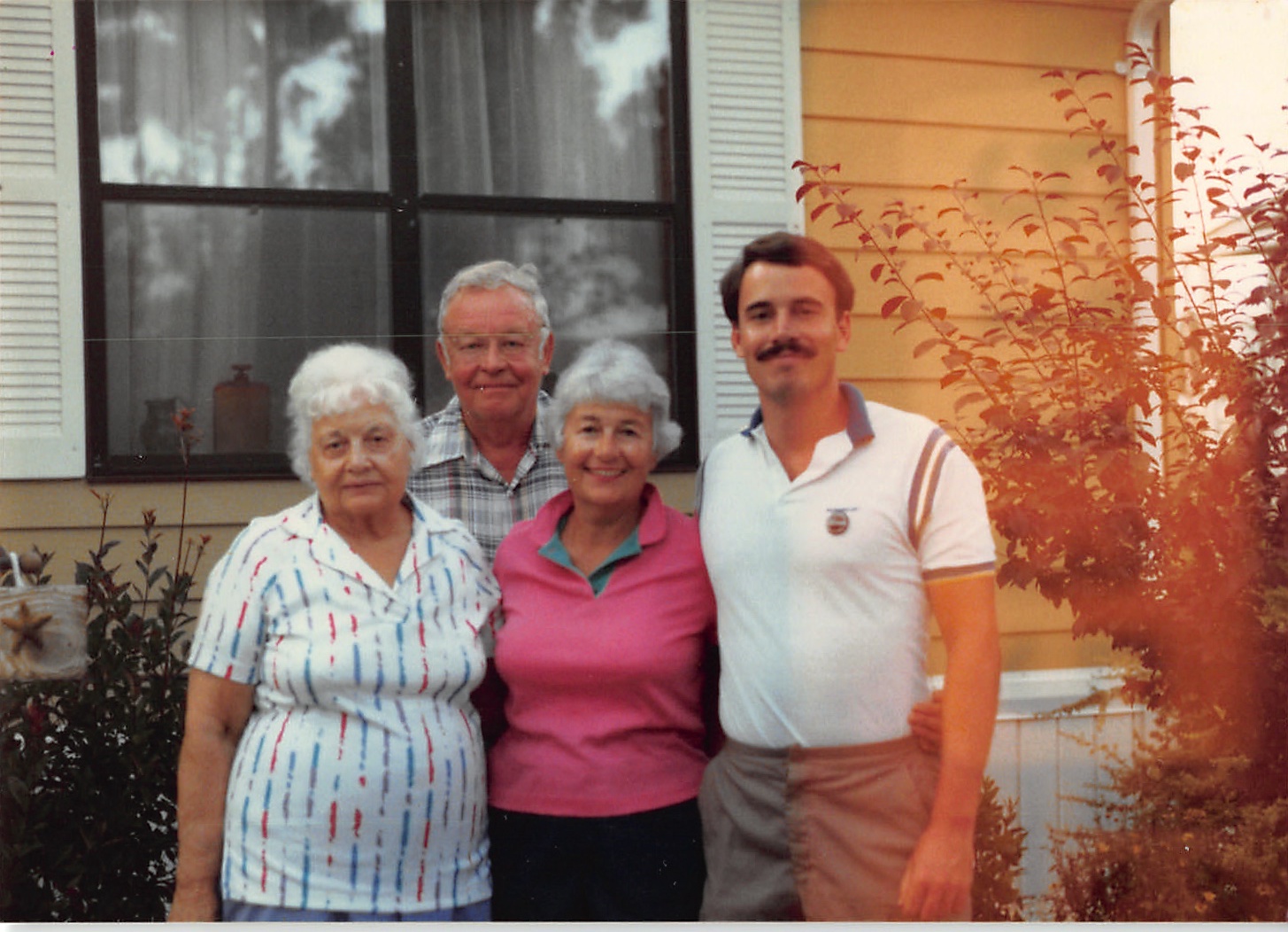 This online memorial is dedicated to Helen Rose Gottschalk. It is a ...