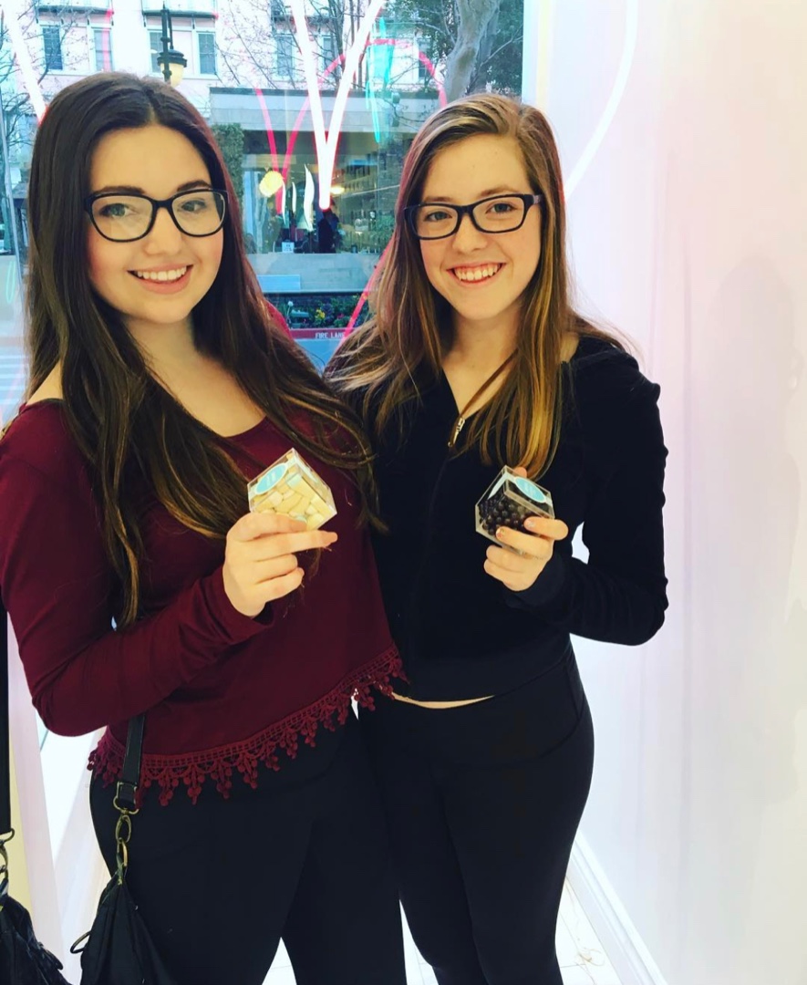 This online memorial is dedicated to Isabella Maria Calderon. It is a ...