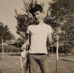 This online memorial is dedicated to James Clyde Bennett. It is a place ...