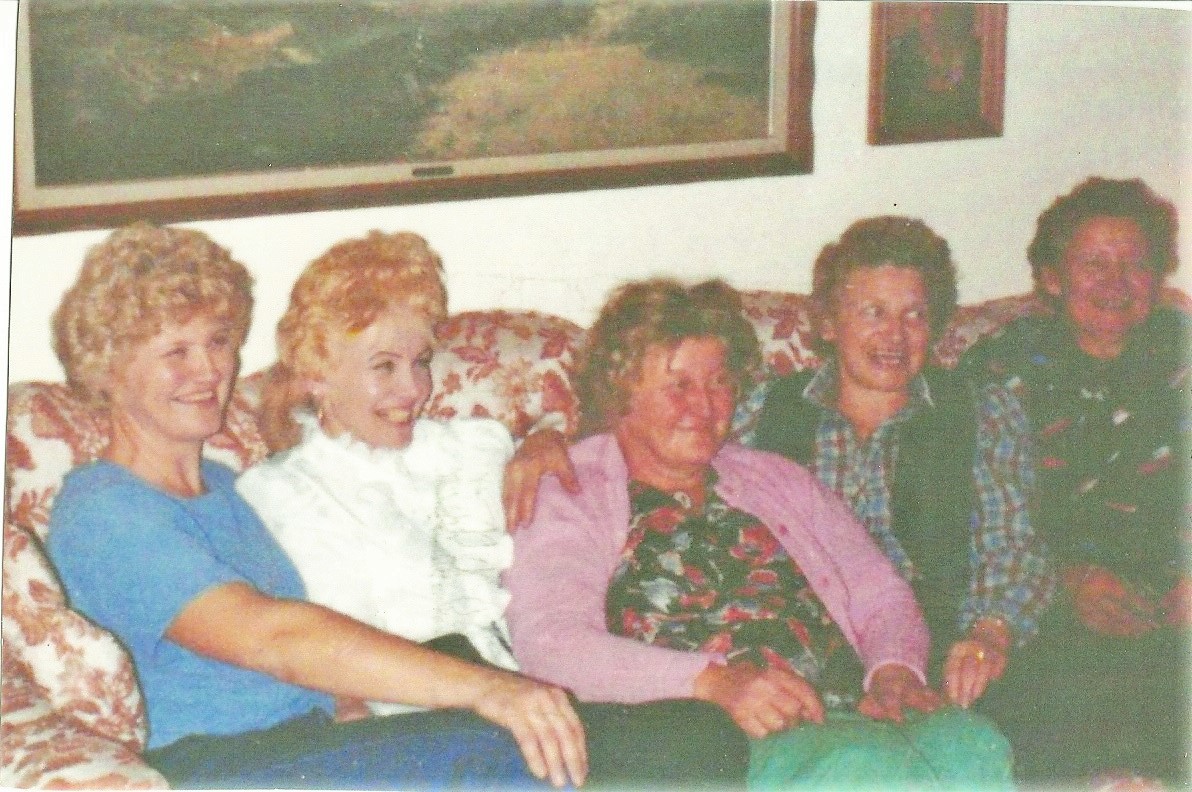 This online memorial is dedicated to Mary Lou Lou Redmond. It is a ...