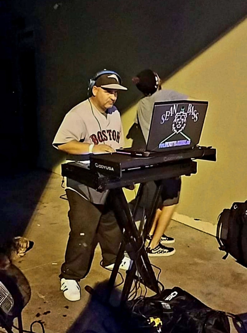 This online memorial is dedicated to Michael J. Grasso. It is a place ...