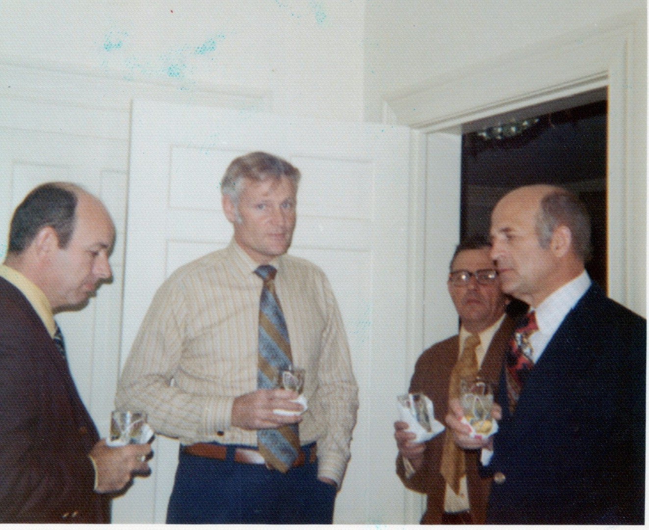 This online memorial is dedicated to Robert Asbury Cox, Jr.. It is a ...
