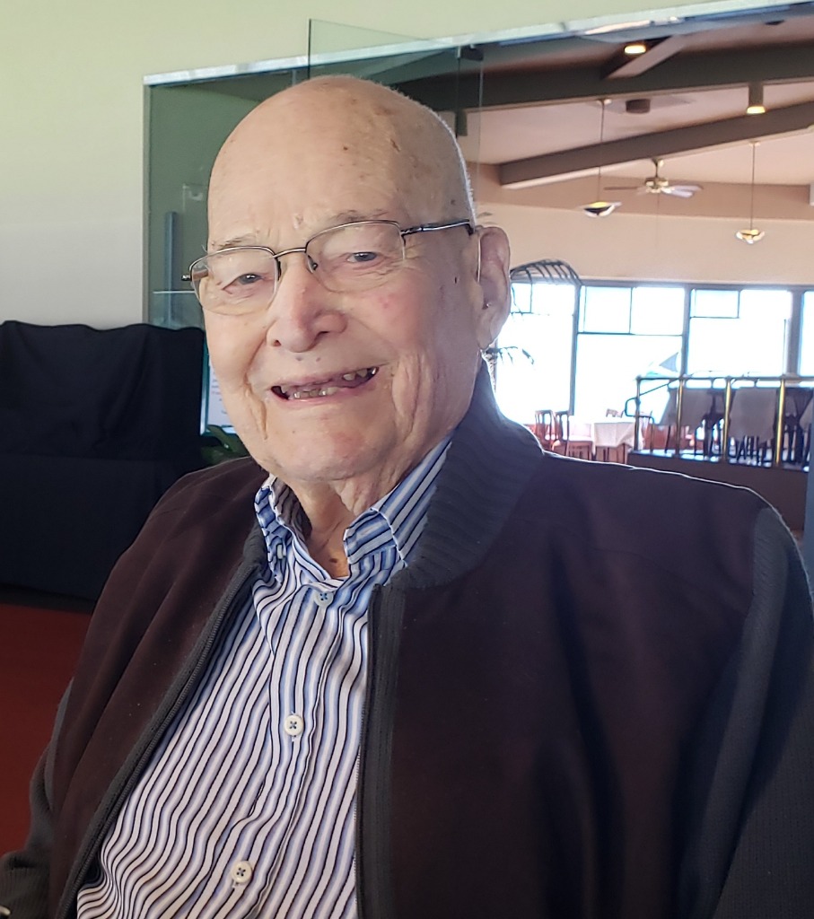This online memorial is dedicated to Robert Calder Hogeboom. It is a ...