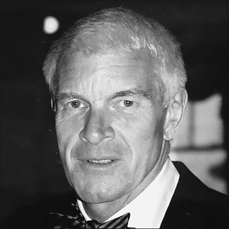 This online memorial is dedicated to Robert E. Everett. It is a place ...