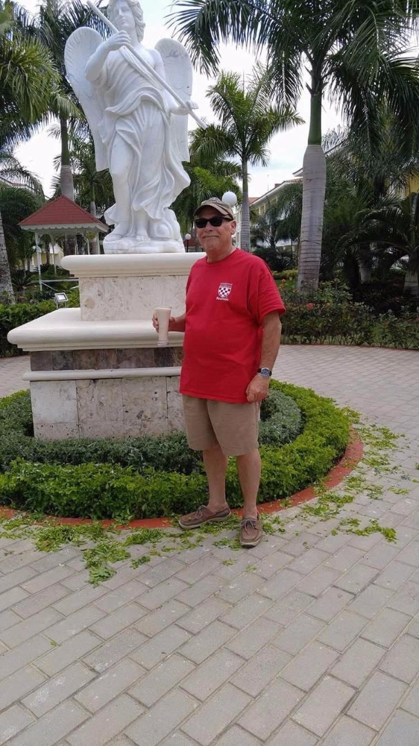 This online memorial is dedicated to Robert Schumm. It is a place to ...