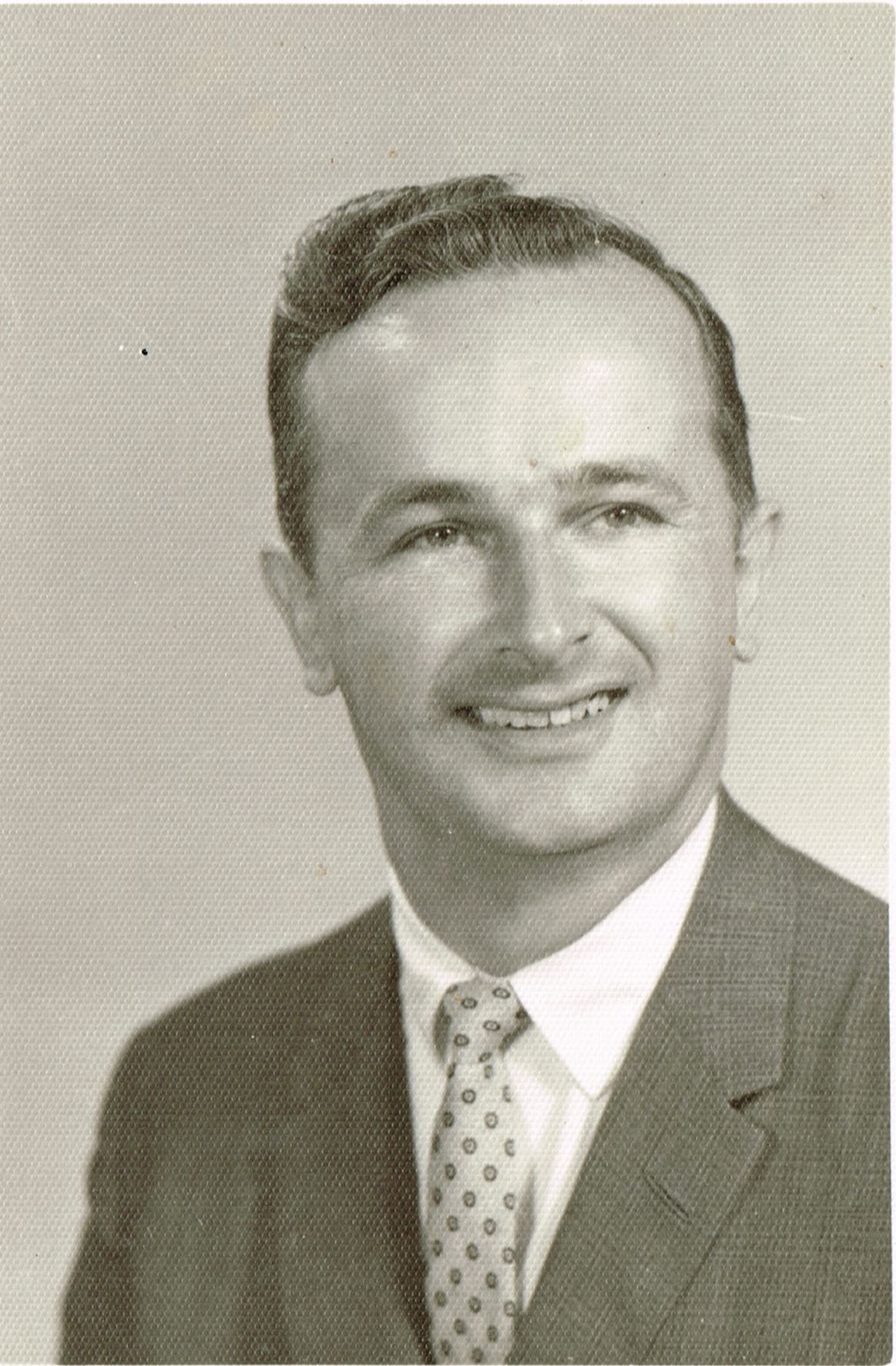 This online memorial is dedicated to Roland Zwick. It is a place to ...