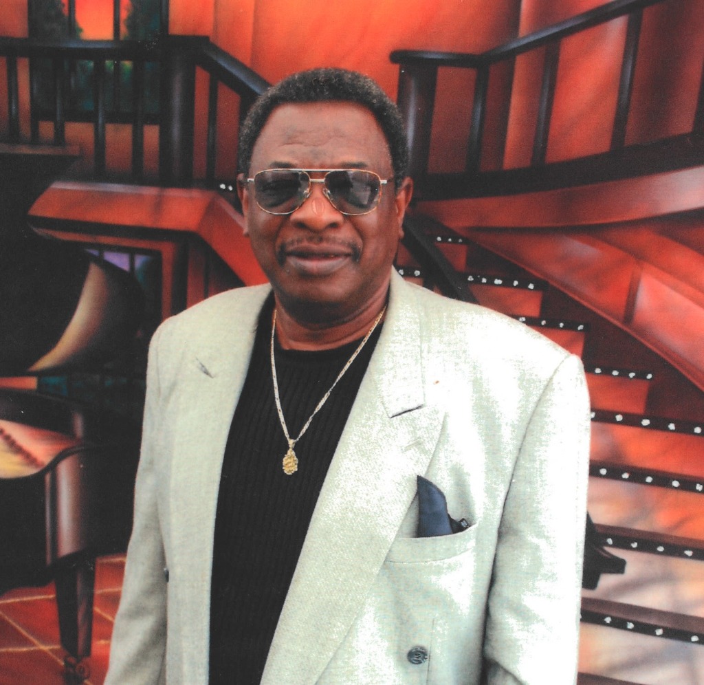 This online memorial is dedicated to Sam Howard. It is a place to ...