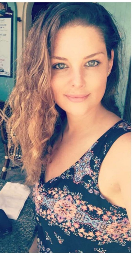 This online memorial is dedicated to Samantha Leigh Beckwith. It is a ...