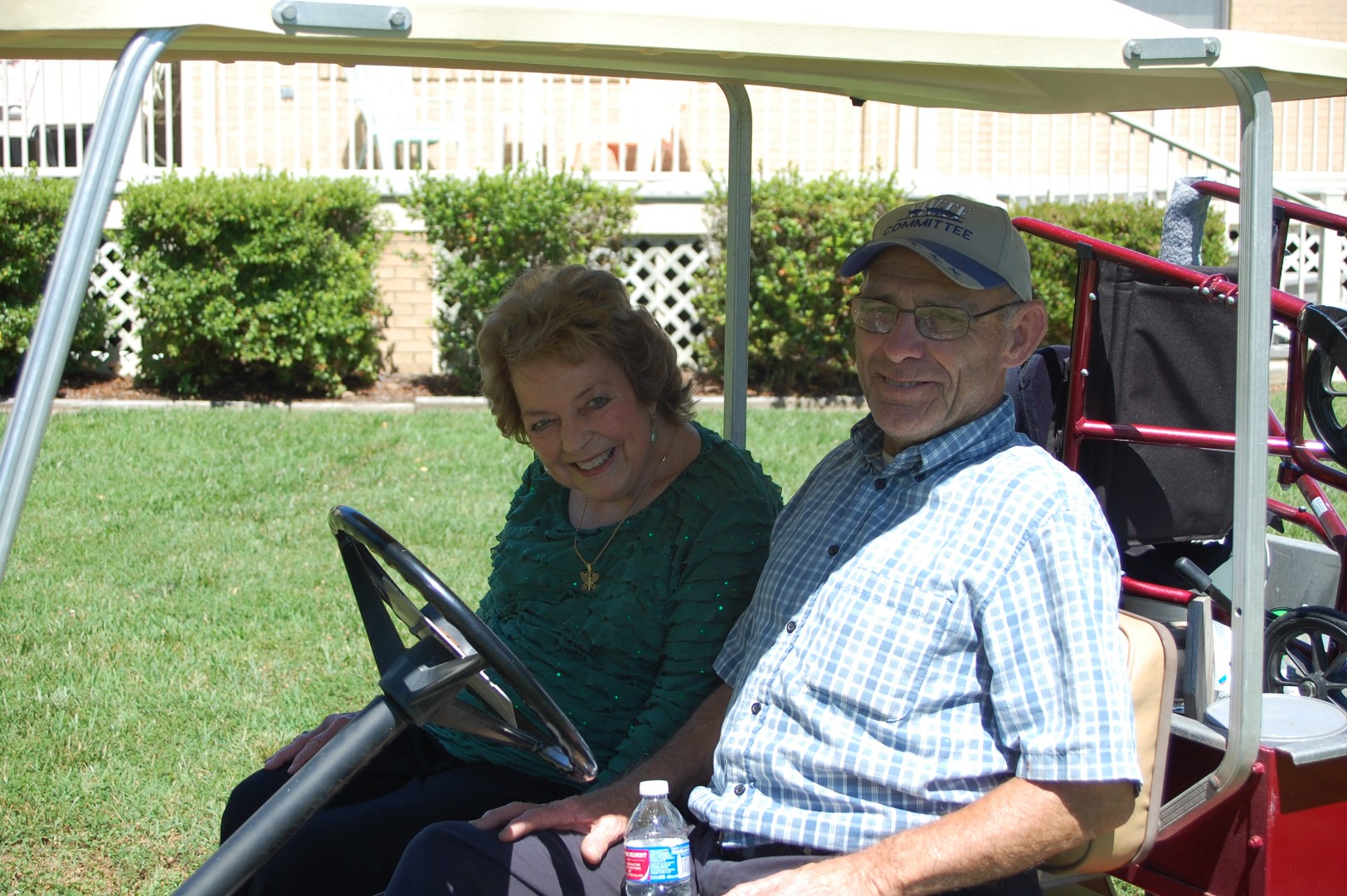 This online memorial is dedicated to Sandra Garrett. It is a place to ...