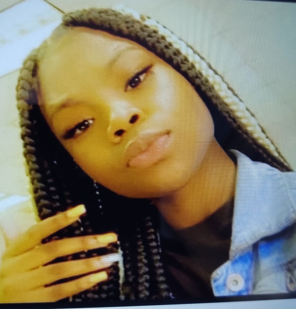 This online memorial is dedicated to Shakayla Hill. It is a place to ...