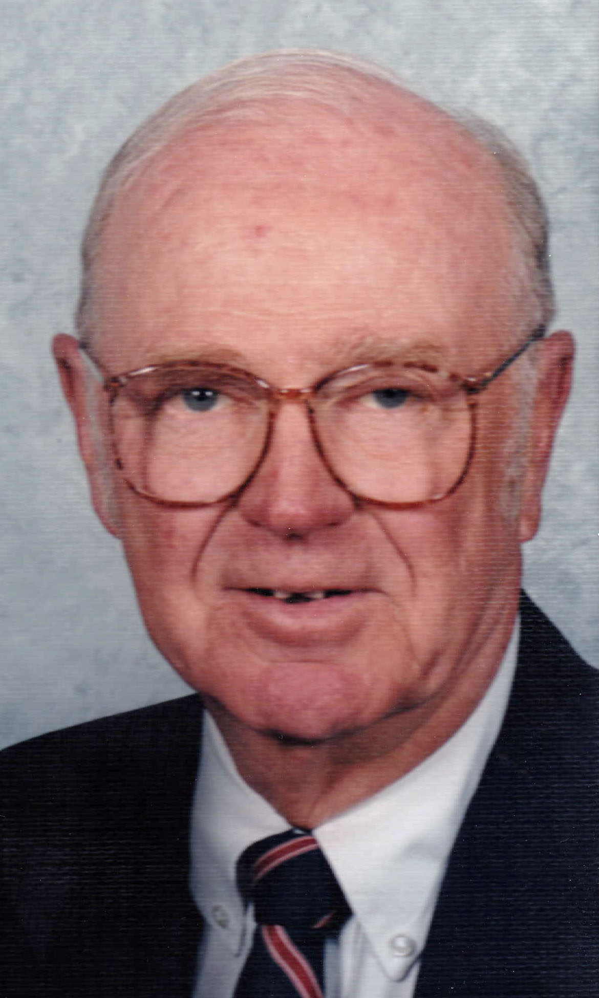 This online memorial is dedicated to Thomas Heard. It is a place to ...