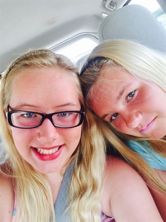 Ashlee Hicks's Instagram, Twitter & Facebook on IDCrawl