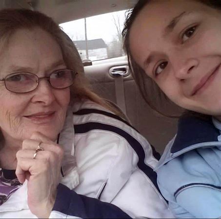 Michelle Cutshall's Instagram, Twitter & Facebook on IDCrawl