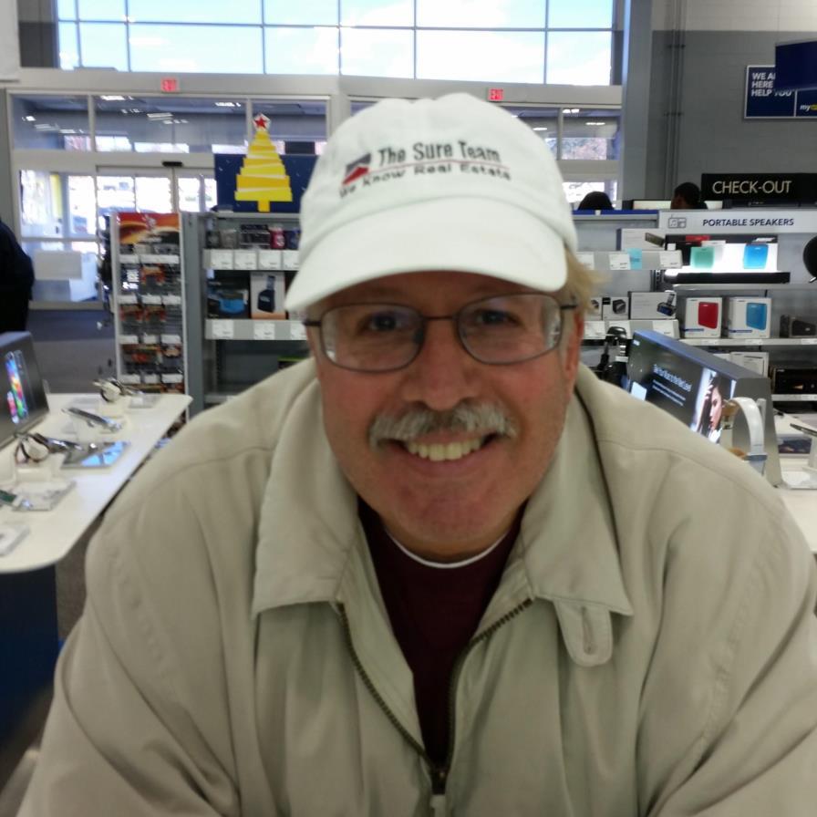 David Macrae's Instagram, Twitter & Facebook on IDCrawl