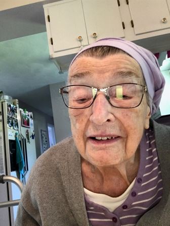 Beatrice Ellis's Instagram, Twitter & Facebook on IDCrawl