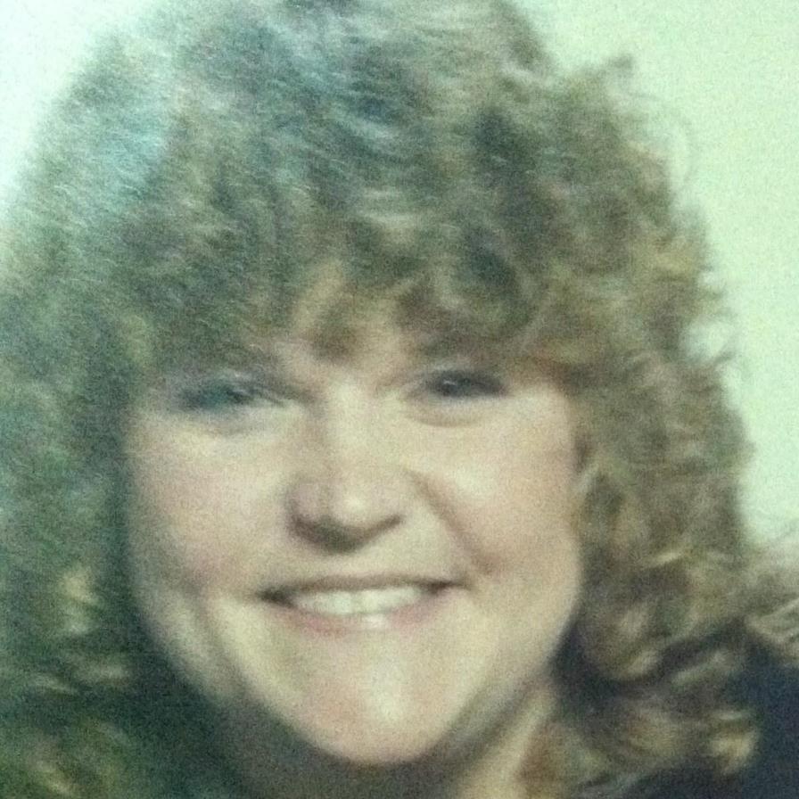 Lisa Cooper's Instagram, Twitter & Facebook on IDCrawl