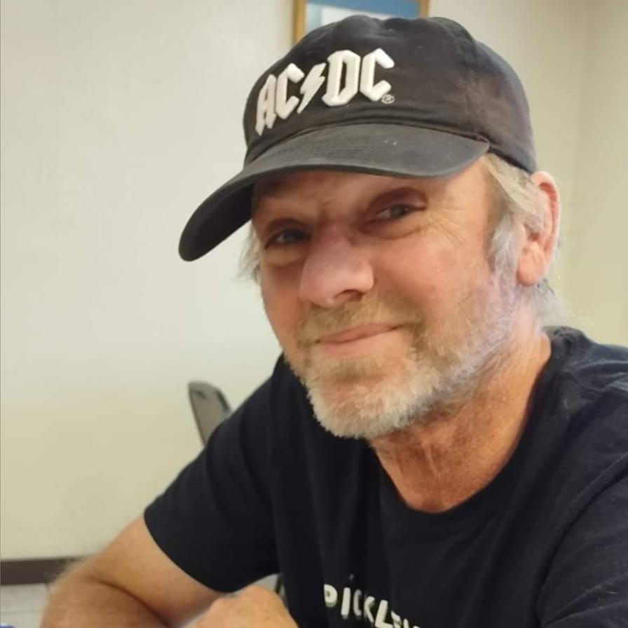 Kenneth Cunningham's Instagram, Twitter & Facebook on IDCrawl