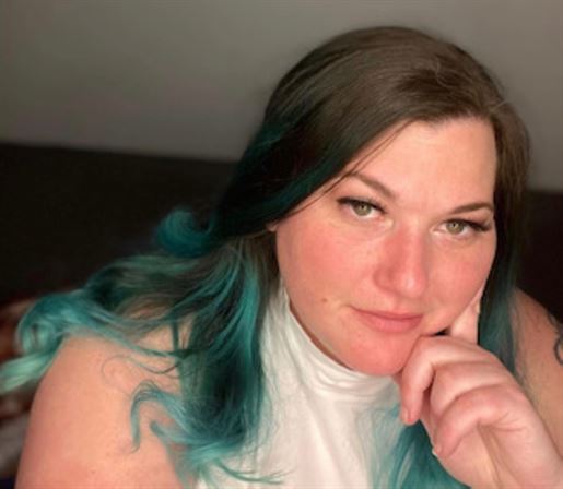 Debra Handley's Instagram, Twitter & Facebook on IDCrawl