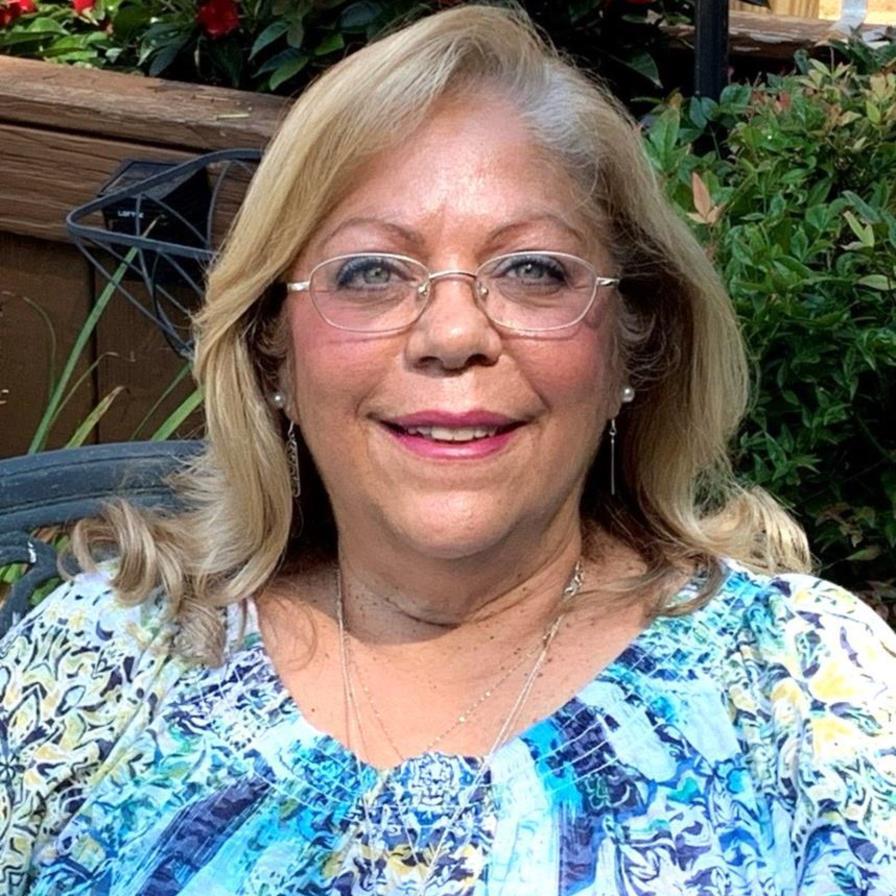 Sandra Jones's Instagram, Twitter & Facebook on IDCrawl
