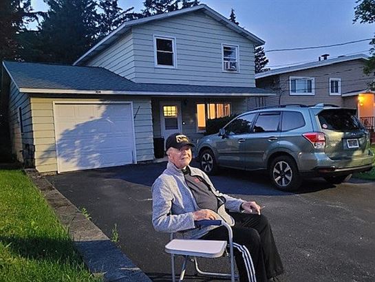 Click here to go to this photo