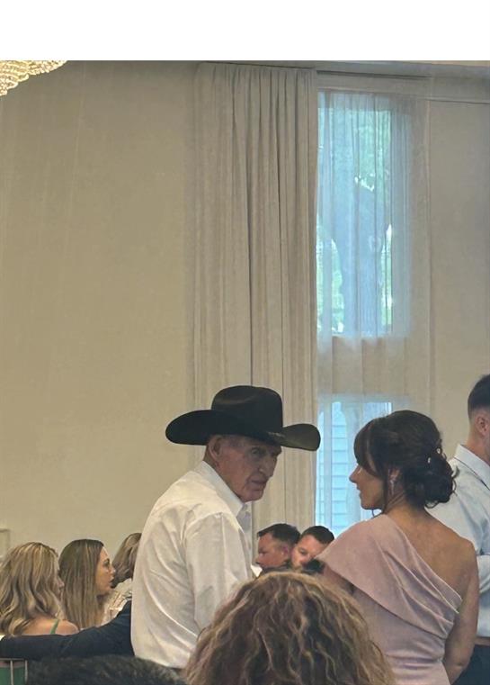 Click here to go to this photo