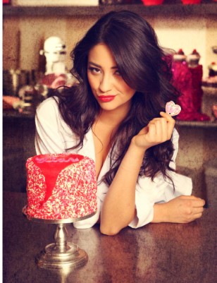 Shay Mitchell Troix