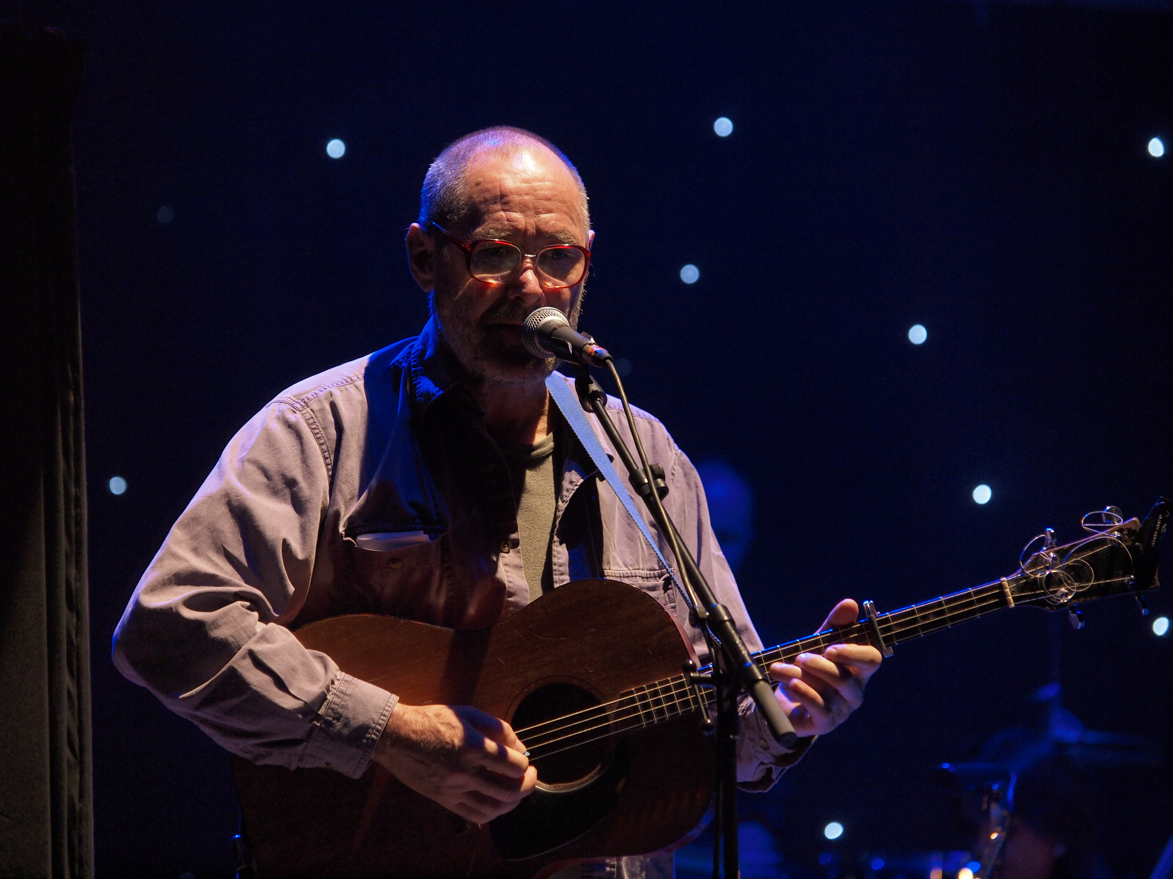 Flipswitch - Sean Tyrrell - Irish Troubadour Sean Tyrrell with New ...