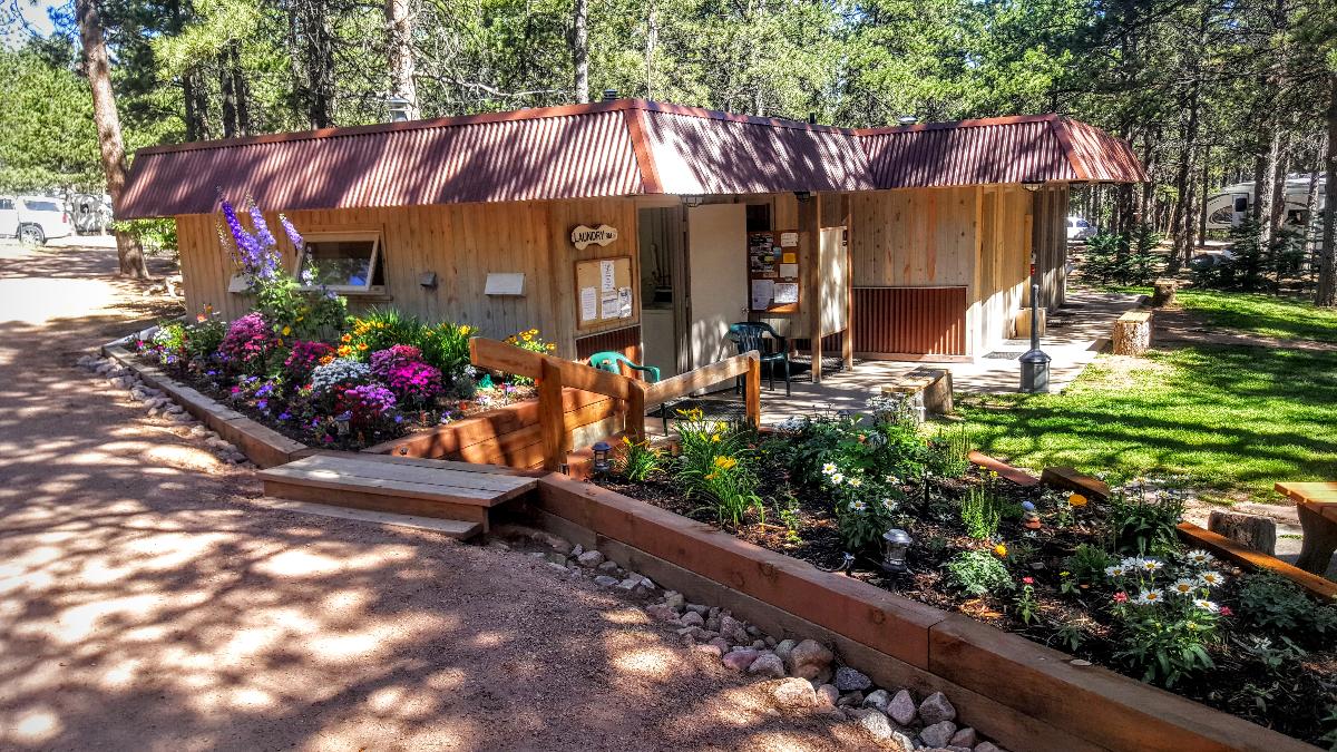 CampLife | Life is better outside