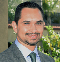 Dr. Luis Corrales | Pomona, California Orthopaedic Surgeon | Knee | Stryker