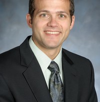 Dr. James Eberhardt | Flat Rock, Michigan Orthopaedic Surgeon | Knee and Hip | Stryker