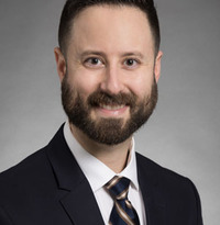 Dr. Mark Kohn | Kirkland, WA Orthopaedic Surgeon | Knee and Hip | Stryker