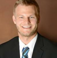 Dr. Elijah Miller | Fort Dodge, IA Orthopaedic Surgeon | Shoulder | Stryker