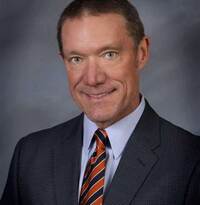 Dr. Douglas Tice | Putnam, CT Orthopaedic Surgeon | Knee and Hip | Stryker