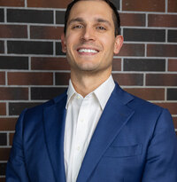 Dr. Robert Burgmeier | Dallas, TX Orthopaedic Surgeon | Knee | Stryker