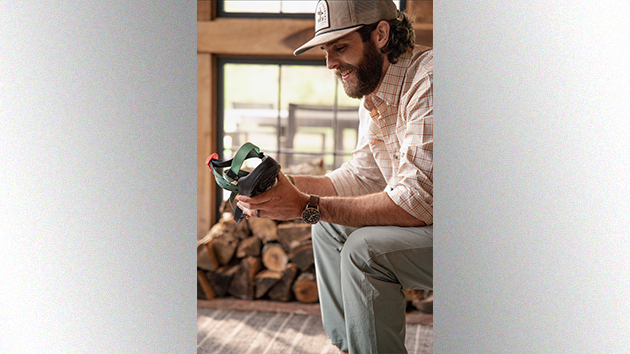 Thomas Rhett releases outdoor-inspired sandal line | ABC Audio Digital ...