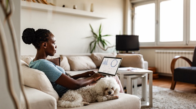 How to negotiate continuing to work from home post-pandemic | ABC Audio ...