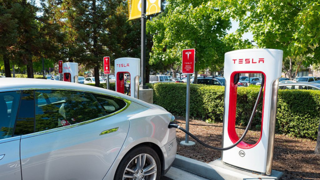 KNEB-AM 960 AM – 100.3 FM - Arsonist sets fire to Tesla charging ...