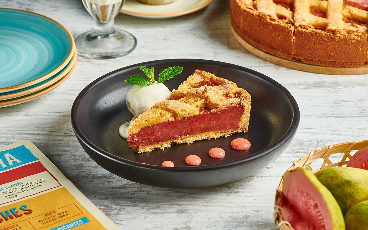Pie de Guayaba | Takami