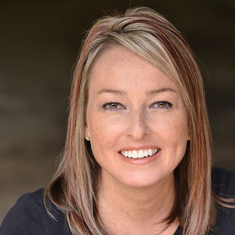 Donna S. Physical Stats | Talent Webcomp Portfolio