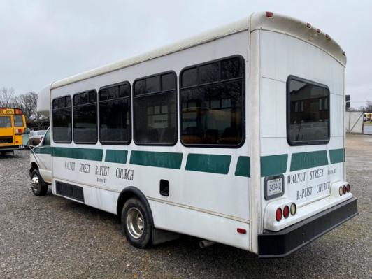 Taylor Bus - View Bus - Stock No. 22132