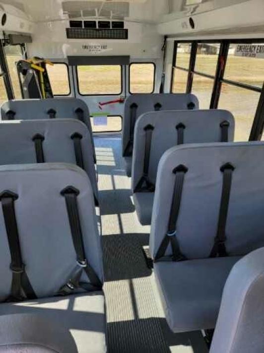 Taylor Bus - View Bus - Stock No. 22424