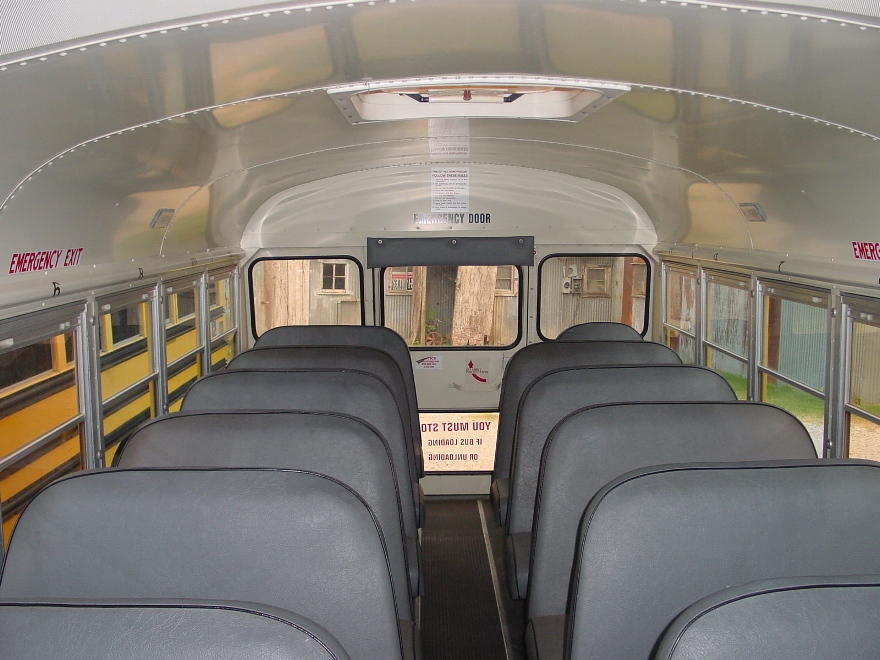 1998 Carp | Taylor Bus Sales & Rental