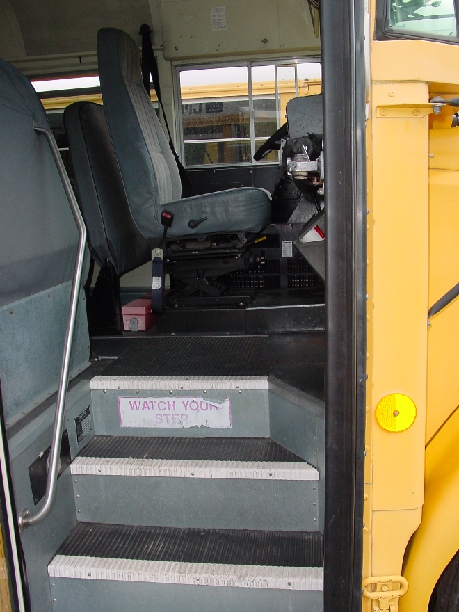 1998 Carp | Taylor Bus Sales & Rental