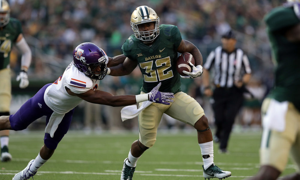 RB Shock Linwood devient le meilleur coureur de l’histoire de Baylor ...