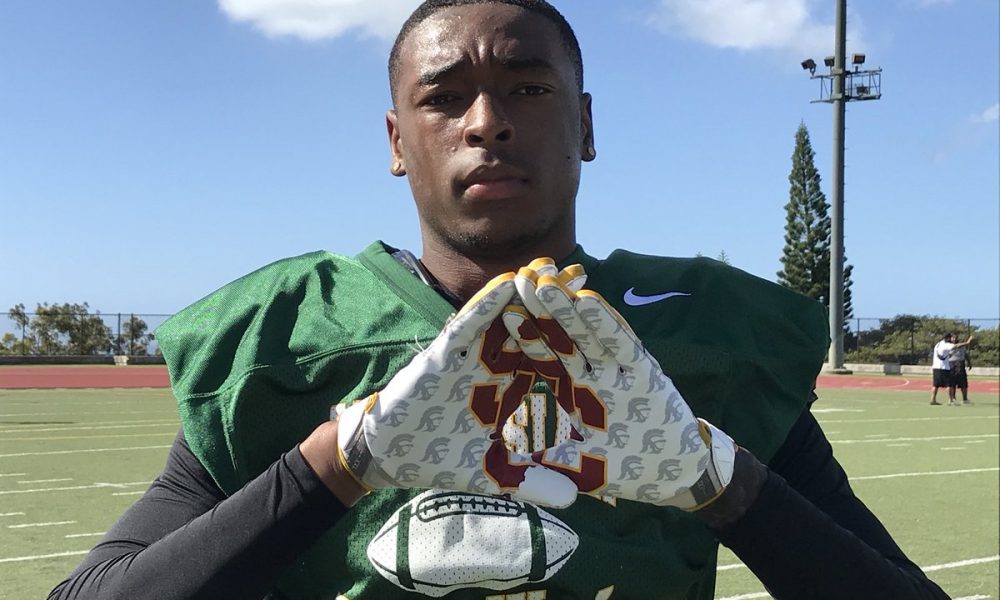 Le receveur 4 étoiles Devon Williams signe à USC – The Blue Pennant