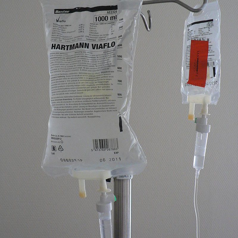 Setting up an Intravenous Infusion - TeachMeSurgery