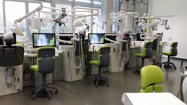 Inside One of the Most Innovative Dental Simulation Clinics in the ...