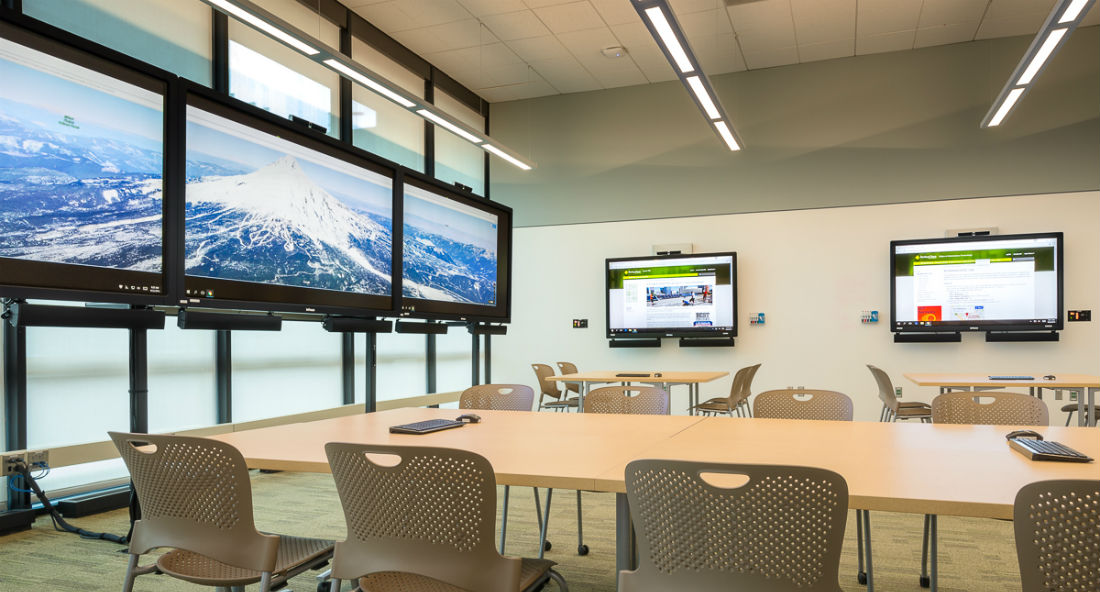 Portland State University “Decision Theater” Collaboration Space - My ...