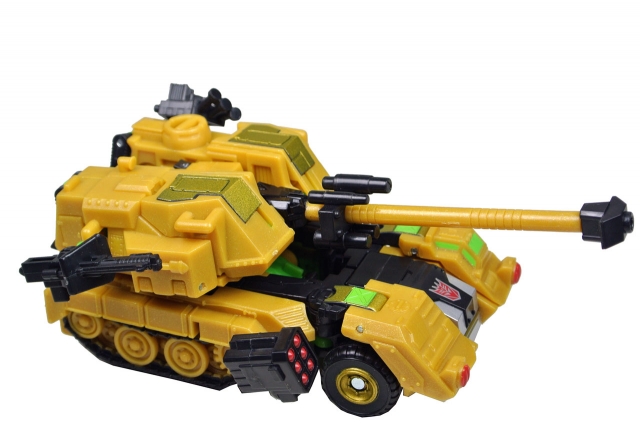 Straxus Bard of Darkmount Shattered Glass Botcon Exclusive ...