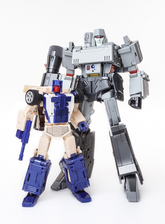 MX-13 Crackup | X-Transbots MasterX Monolith Combiner | TFSource